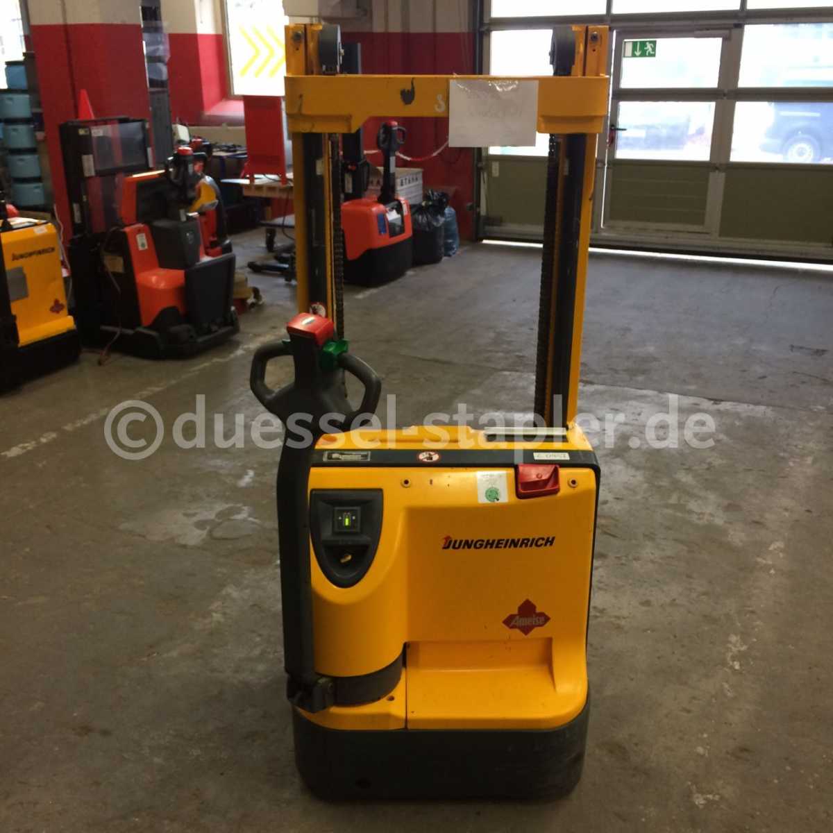 Jungheinrich | EJC 10 | Hochhubwagen & Stapler | Deichselstapler ...