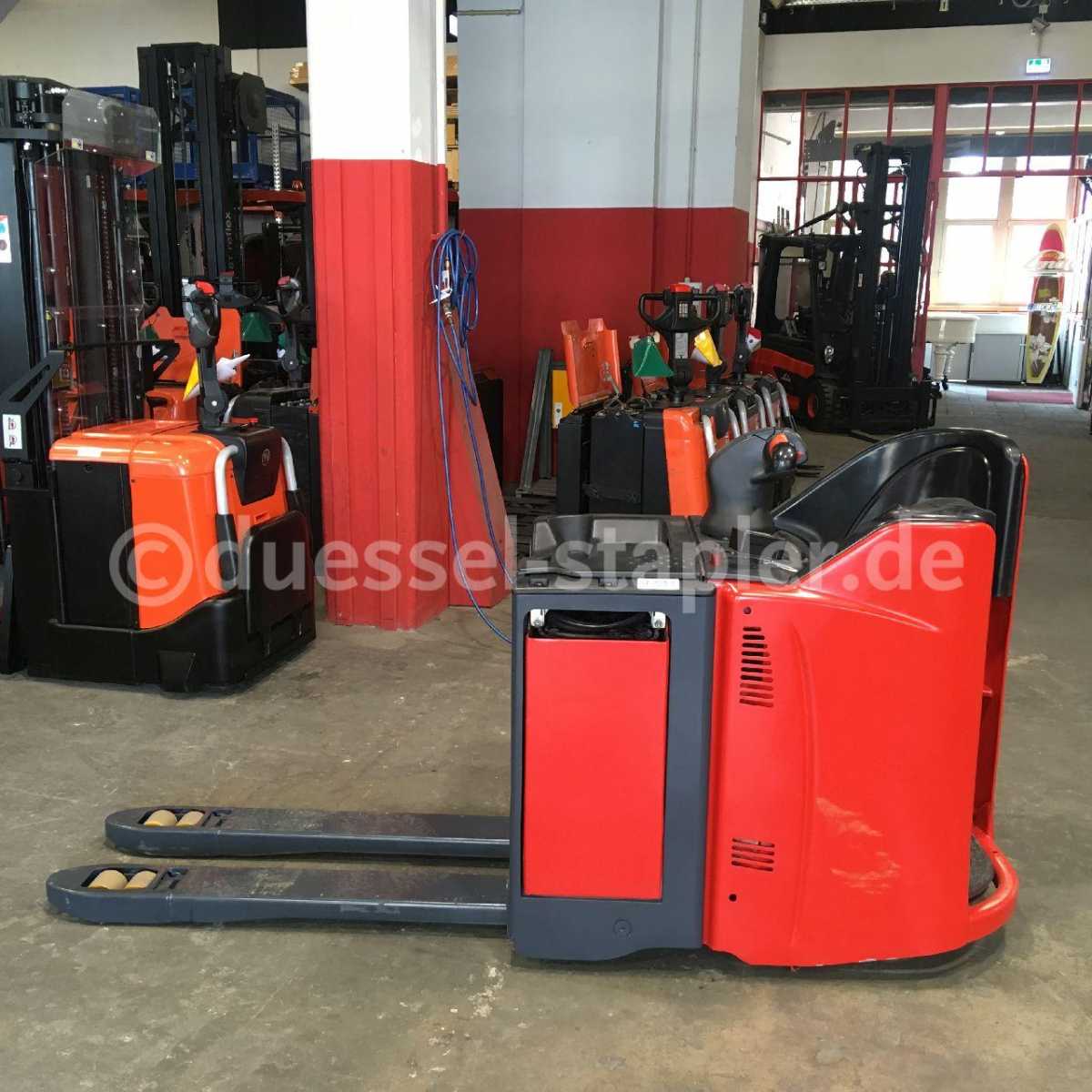 Linde | T20SP | Niederhubwagen | Deichselstapler & Lagertechnik ...